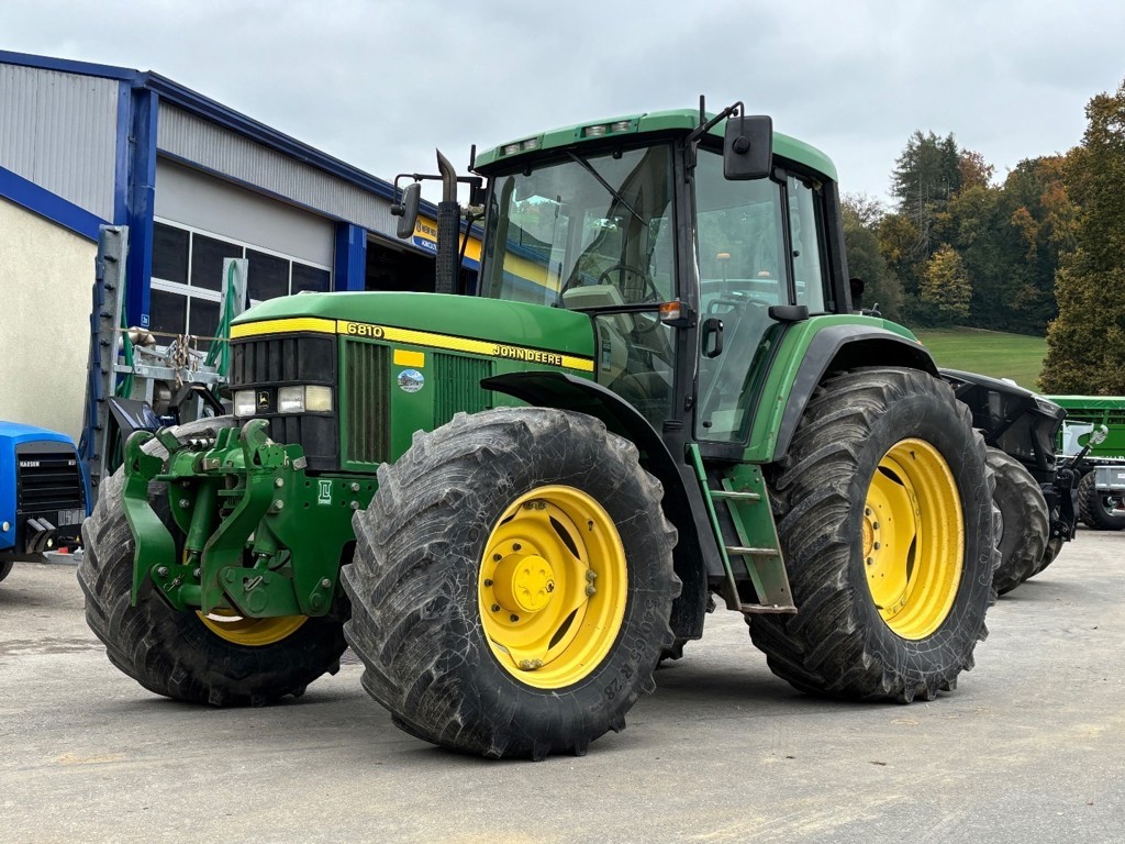 Tracteur John Deere 6810